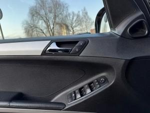 Melns Mercedes-Benz ML 320 2006 Rīga, ar dzinēja tilpumu 3.00 L un nobraukumu 365 tūkst. km par 4990 €, foto 20 vietnē AUTOMOTO.COM.LV