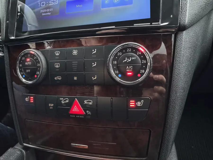 Black Mercedes-Benz ML 320 2006 in Riga, with an engine capacity of 3.00 L and mileage of 363 thousand km for 5990 €, photo 23 on AUTOMOTO.COM.LV