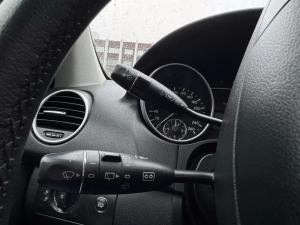 Black Mercedes-Benz ML 320 2006 in Riga, with an engine capacity of 3.00 L and mileage of 363 thousand km for 5990 €, photo 25 on AUTOMOTO.COM.LV