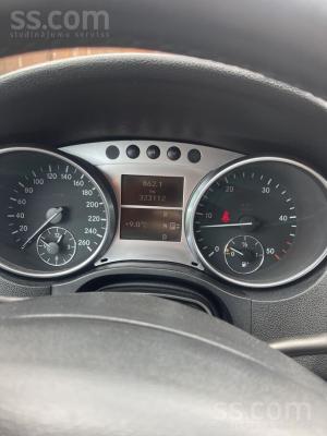 Black Mercedes-Benz ML 320 2006 in Rezekne, with an engine capacity of 3.00 L and mileage of 325 thousand km for 4800 €, photo 12 on AUTOMOTO.COM.LV