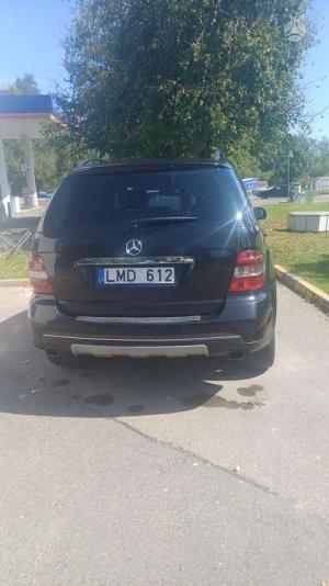 Черный Мерседес МЛ 320 2006 в Тракай, объемом двигателя 2.99 л и пробегом 427 тыс. км за 4950 €, фото 19 на AUTOMOTO.COM.LV