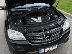 Черный Мерседес МЛ 320 2006 в Вильнюс, объемом двигателя 2.99 л и пробегом 274 тыс. км за 6250 €, фото 39 на AUTOMOTO.COM.LV