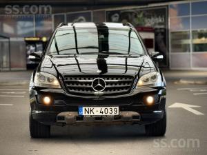 Черный Мерседес МЛ 320 2006 в Рига, объемом двигателя 3.00 л и пробегом 279 тыс. км за 4800 €, фото 5 на AUTOMOTO.COM.LV