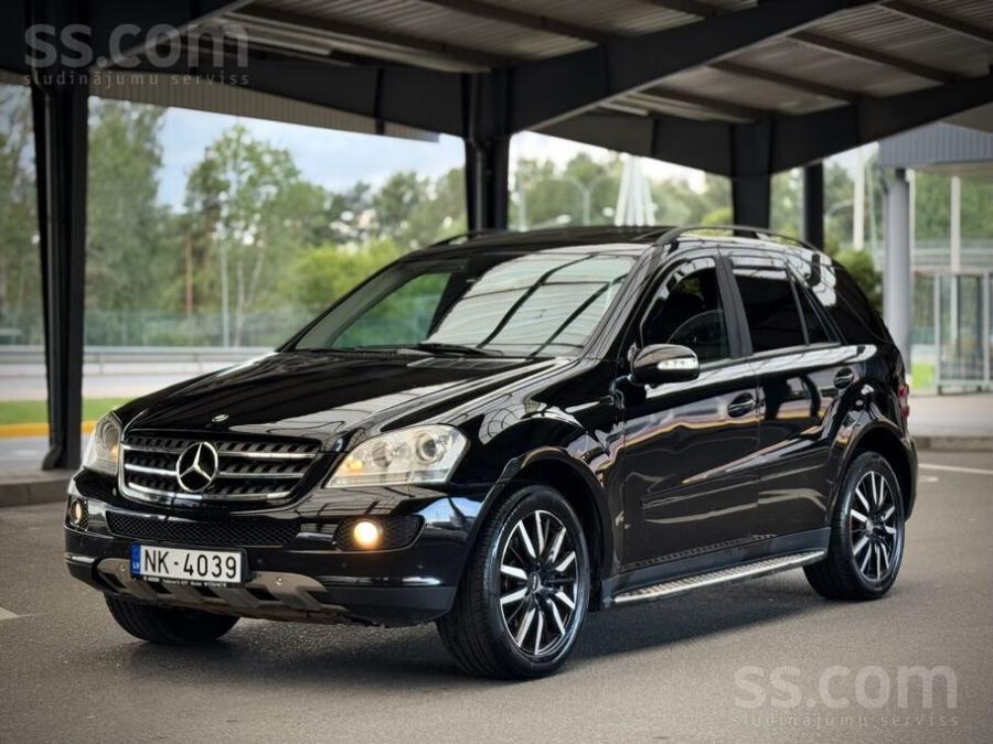 Черный Мерседес МЛ 320 2006 в Рига, объемом двигателя 3.00 л и пробегом 279 тыс. км за 4800 €, фото 6 на AUTOMOTO.COM.LV