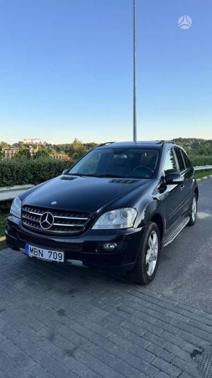 Black Mercedes-Benz ML 320 2006 in Vilnius, with an engine capacity of 3.00 L and mileage of 380 thousand km for 2999 €, photo  on AUTOMOTO.COM.LV