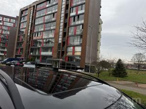 Black Mercedes-Benz ML 320 2006 in Riga, with an engine capacity of 3.00 L and mileage of 316 thousand km for 5390 €, photo 9 on AUTOMOTO.COM.LV