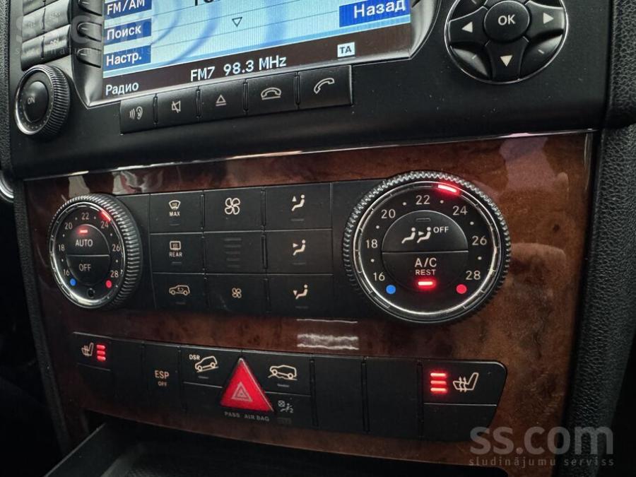Black Mercedes-Benz ML 320 2006 in Riga, with an engine capacity of 3.00 L and mileage of 316 thousand km for 5390 €, photo 17 on AUTOMOTO.COM.LV