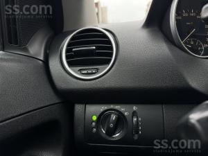 Black Mercedes-Benz ML 320 2006 in Riga, with an engine capacity of 3.00 L and mileage of 316 thousand km for 5390 €, photo 21 on AUTOMOTO.COM.LV