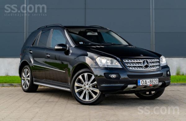 Melns Mercedes-Benz ML 320 2007 Rīga, ar dzinēja tilpumu 3.00 L un nobraukumu 311 tūkst. km par 7490 €, foto 3 vietnē AUTOMOTO.COM.LV