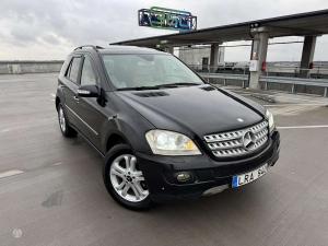 Melns Mercedes-Benz ML 320 2007 Viļņa, ar dzinēja tilpumu 3.00 L un nobraukumu 300 tūkst. km par 4250 €, foto 5 vietnē AUTOMOTO.COM.LV