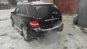 Black Mercedes-Benz ML 320 2007 in Vilnius, with an engine capacity of 3.00 L and mileage of 250 thousand km for 3900 €, photo 4 on AUTOMOTO.COM.LV