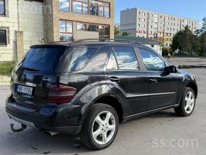 Melns Mercedes-Benz ML 320 2007 Rīga, ar dzinēja tilpumu 3.00 L un nobraukumu 511 tūkst. km par 3700 €, foto 5 vietnē AUTOMOTO.COM.LV