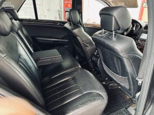 Melns Mercedes-Benz ML 320 2007 Klaipėda, ar dzinēja tilpumu 3.00 L un nobraukumu 360 tūkst. km par 4200 €, foto 12 vietnē AUTOMOTO.COM.LV