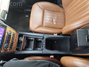 Black Mercedes-Benz ML 320 2007 in Riga, with an engine capacity of 3.00 L and mileage of 225 thousand km for 5990 €, photo 15 on AUTOMOTO.COM.LV