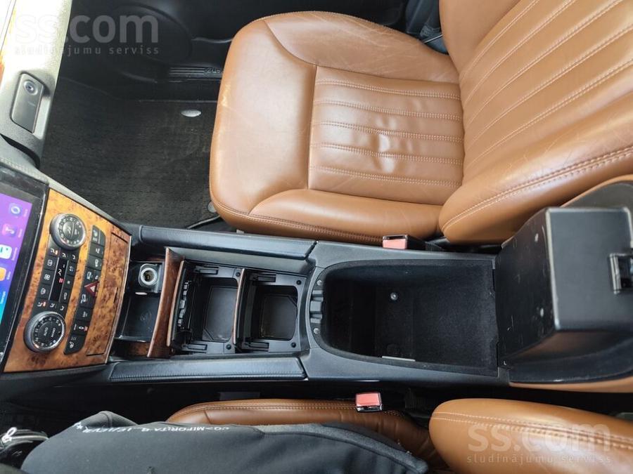 Black Mercedes-Benz ML 320 2007 in Riga, with an engine capacity of 3.00 L and mileage of 225 thousand km for 5990 €, photo 15 on AUTOMOTO.COM.LV