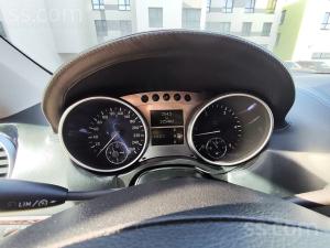 Black Mercedes-Benz ML 320 2007 in Riga, with an engine capacity of 3.00 L and mileage of 225 thousand km for 5990 €, photo 16 on AUTOMOTO.COM.LV
