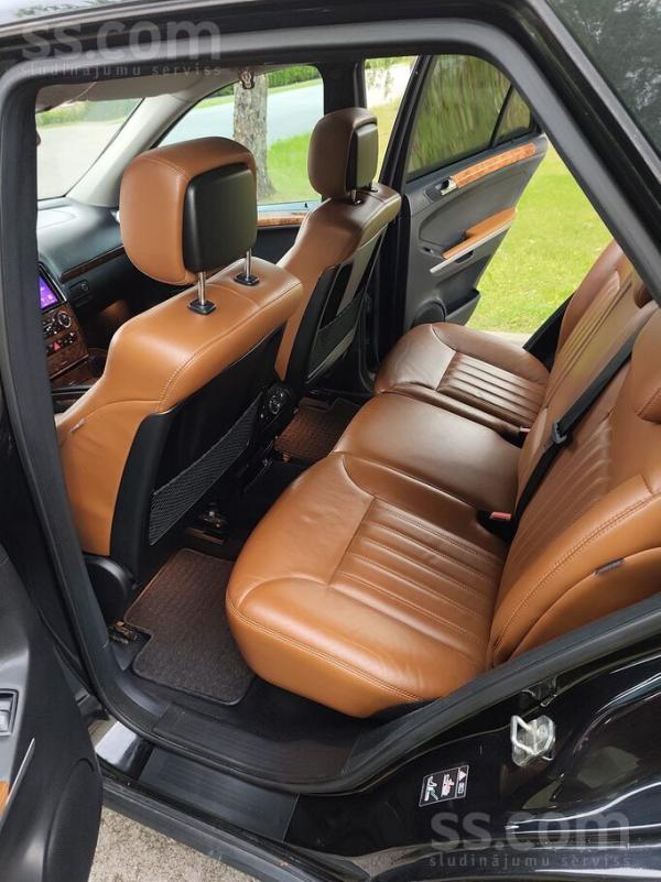 Melns Mercedes-Benz ML 320 2007 Rīga, ar dzinēja tilpumu 3.00 L un nobraukumu 226 tūkst. km par 5995 €, foto 10 vietnē AUTOMOTO.COM.LV