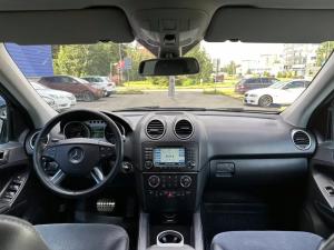 Черный Мерседес МЛ 320 2007 в Рига, объемом двигателя 3.00 л и пробегом 236 тыс. км за 5390 €, фото 21 на AUTOMOTO.COM.LV