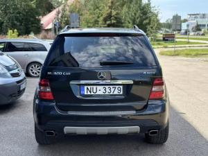 Черный Мерседес МЛ 320 2007 в Рига, объемом двигателя 3.00 л и пробегом 352 тыс. км за 5390 €, фото 4 на AUTOMOTO.COM.LV