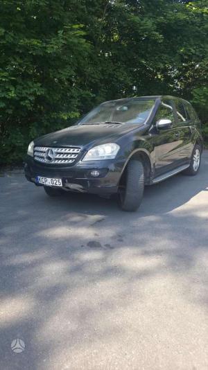 Black Mercedes-Benz ML 320 2007 in Kaunas, with an engine capacity of 2.99 L and mileage of 475 thousand km for 3700 €, photo  on AUTOMOTO.COM.LV