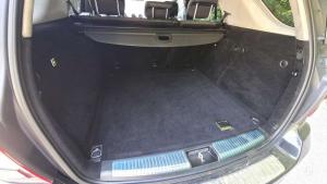 Black Mercedes-Benz ML 320 2007 in Kaunas, with an engine capacity of 2.99 L and mileage of 475 thousand km for 3700 €, photo 9 on AUTOMOTO.COM.LV