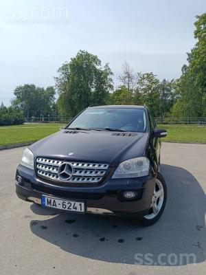 Черный Мерседес МЛ 320 2007 в Айзкраукле, объемом двигателя 3.00 л и пробегом 266 тыс. км за 6333 €, фото  на AUTOMOTO.COM.LV