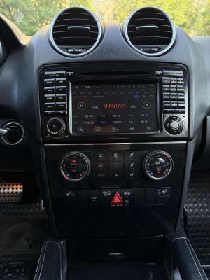 Black Mercedes-Benz ML 320 2007 in Vilnius, with an engine capacity of 2.99 L and mileage of 300 thousand km for 3999 €, photo 17 on AUTOMOTO.COM.LV