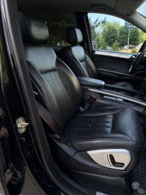 Black Mercedes-Benz ML 320 2007 in Vilnius, with an engine capacity of 2.99 L and mileage of 300 thousand km for 3999 €, photo 22 on AUTOMOTO.COM.LV