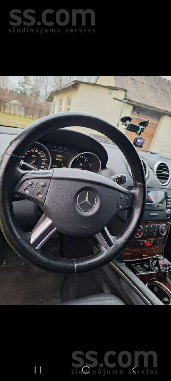 Melns Mercedes-Benz ML 320 2007 Rīga, ar dzinēja tilpumu 3.00 L un nobraukumu 338 tūkst. km par 4200 €, foto 5 vietnē AUTOMOTO.COM.LV
