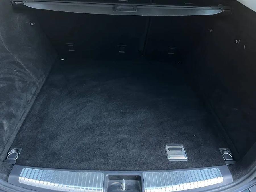 Black Mercedes-Benz ML 320 2007 in Riga, with an engine capacity of 3.00 L and mileage of 324 thousand km for 4900 €, photo 17 on AUTOMOTO.COM.LV