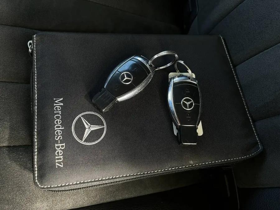 Black Mercedes-Benz ML 320 2007 in Riga, with an engine capacity of 3.00 L and mileage of 324 thousand km for 4900 €, photo 19 on AUTOMOTO.COM.LV