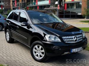Black Mercedes-Benz ML 320 2007 in Riga, with an engine capacity of 3.00 L and mileage of 339 thousand km for 3990 €, photo  on AUTOMOTO.COM.LV
