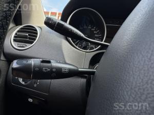 Black Mercedes-Benz ML 320 2007 in Riga, with an engine capacity of 3.00 L and mileage of 339 thousand km for 3990 €, photo 18 on AUTOMOTO.COM.LV