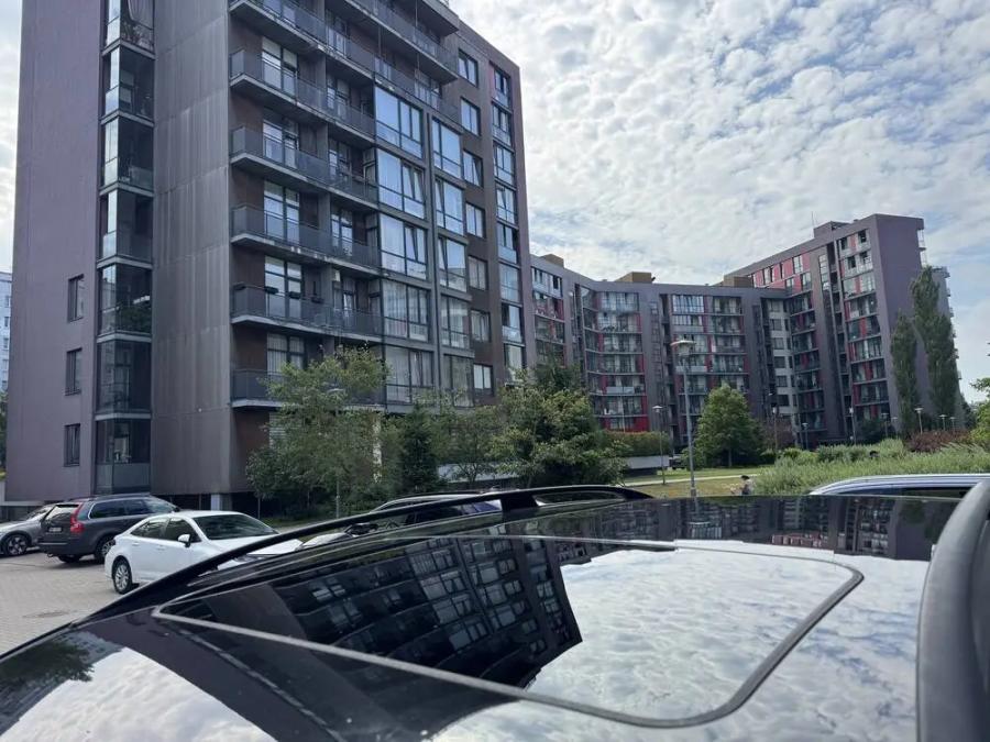 Melns Mercedes-Benz ML 320 2007 Rīga, ar dzinēja tilpumu 3.00 L un nobraukumu 339 tūkst. km par 3990 €, foto 5 vietnē AUTOMOTO.COM.LV