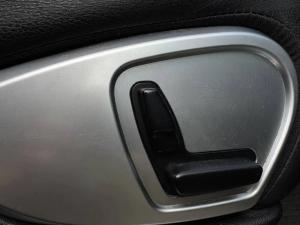 Melns Mercedes-Benz ML 320 2007 Rīga, ar dzinēja tilpumu 3.00 L un nobraukumu 339 tūkst. km par 3990 €, foto 17 vietnē AUTOMOTO.COM.LV