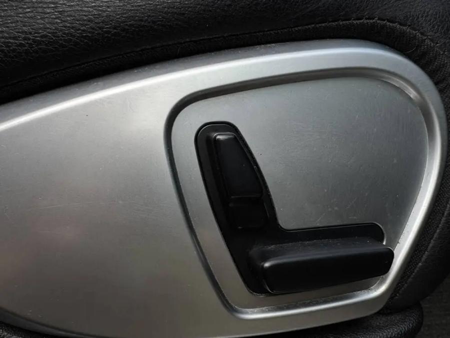 Melns Mercedes-Benz ML 320 2007 Rīga, ar dzinēja tilpumu 3.00 L un nobraukumu 339 tūkst. km par 3990 €, foto 17 vietnē AUTOMOTO.COM.LV