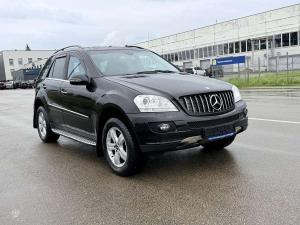 Черный Мерседес МЛ 320 2007 в Паневежис, объемом двигателя 3.00 л и пробегом 500 тыс. км за 3490 €, фото 3 на AUTOMOTO.COM.LV