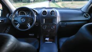 Melns Mercedes-Benz ML 320 2007 Radviliškis, ar dzinēja tilpumu 3.00 L un nobraukumu 324 tūkst. km par 3500 €, foto 7 vietnē AUTOMOTO.COM.LV