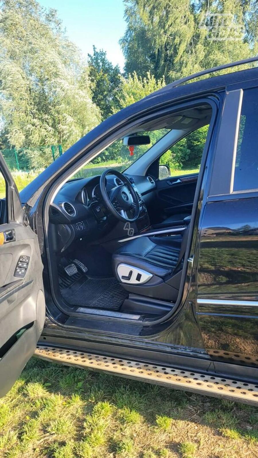 Melns Mercedes-Benz ML 320 2007 Radviliškis, ar dzinēja tilpumu 3.00 L un nobraukumu 324 tūkst. km par 3500 €, foto 8 vietnē AUTOMOTO.COM.LV