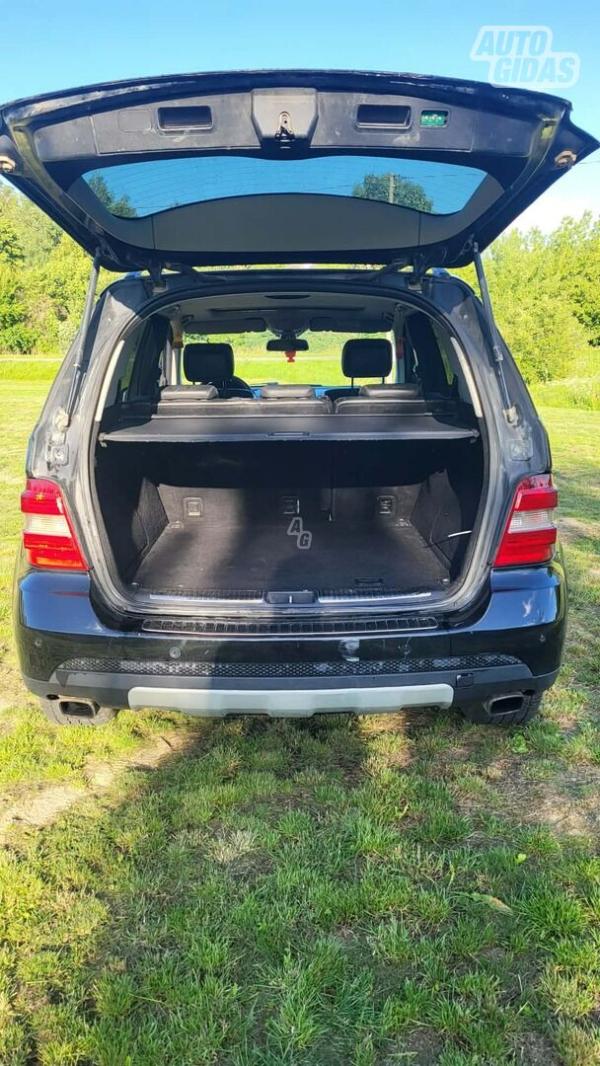 Melns Mercedes-Benz ML 320 2007 Radviliškis, ar dzinēja tilpumu 3.00 L un nobraukumu 324 tūkst. km par 3500 €, foto 10 vietnē AUTOMOTO.COM.LV