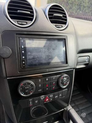 Black Mercedes-Benz ML 320 2007 in Vilnius, with an engine capacity of 2.99 L and mileage of 425 thousand km for 3900 €, photo 14 on AUTOMOTO.COM.LV