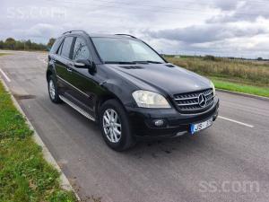 Черный Мерседес МЛ 320 2007 в Лиепая, объемом двигателя 3.00 л и пробегом 326 тыс. км за 5500 €, фото 3 на AUTOMOTO.COM.LV