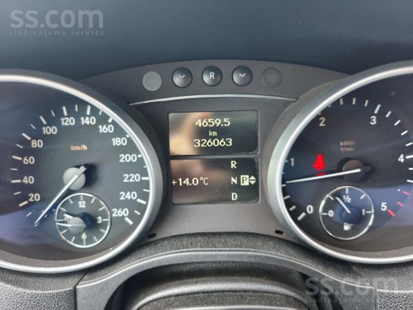 Мерседес МЛ 320 2007 в Лиепая на AUTOMOTO.COM.LV Черный Мерседес МЛ 320 2007 в Лиепая, объемом двигателя 3.00 л и пробегом 326 тыс. км за 5500 €, фото 9 на AUTOMOTO.COM.LV