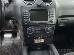 Черный Мерседес МЛ 320 2007 в Рига, объемом двигателя 3.00 л и пробегом 411 тыс. км за 4100 €, фото 11 на AUTOMOTO.COM.LV