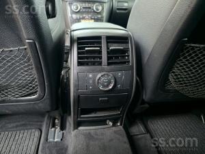 Черный Мерседес МЛ 320 2007 в Рига, объемом двигателя 3.00 л и пробегом 411 тыс. км за 4100 €, фото 13 на AUTOMOTO.COM.LV