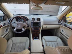 Melns Mercedes-Benz ML 320 2007 Jelgava, ar dzinēja tilpumu 3.00 L un nobraukumu 332 tūkst. km par 4200 €, foto 6 vietnē AUTOMOTO.COM.LV