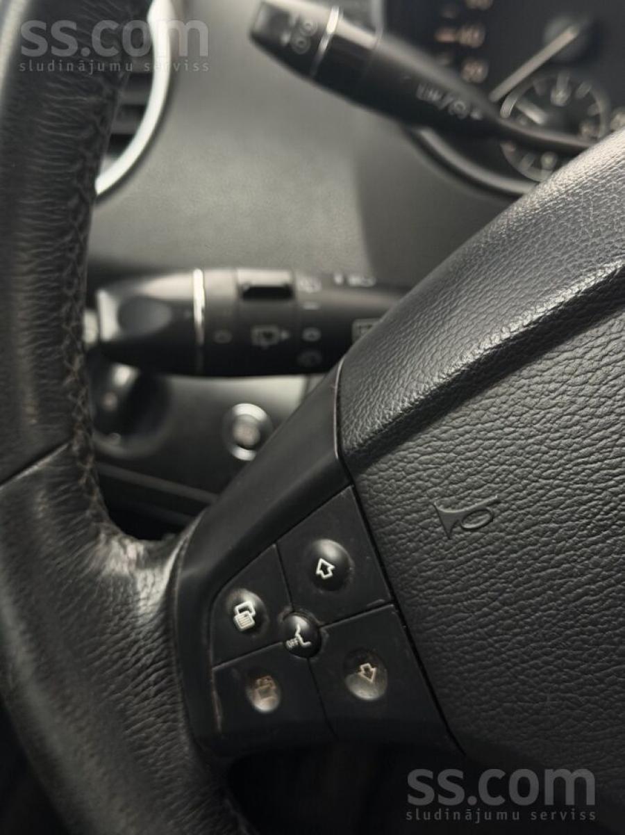 Melns Mercedes-Benz ML 320 2007 Rīga, ar dzinēja tilpumu 3.00 L un nobraukumu 370 tūkst. km par 6480 €, foto 17 vietnē AUTOMOTO.COM.LV