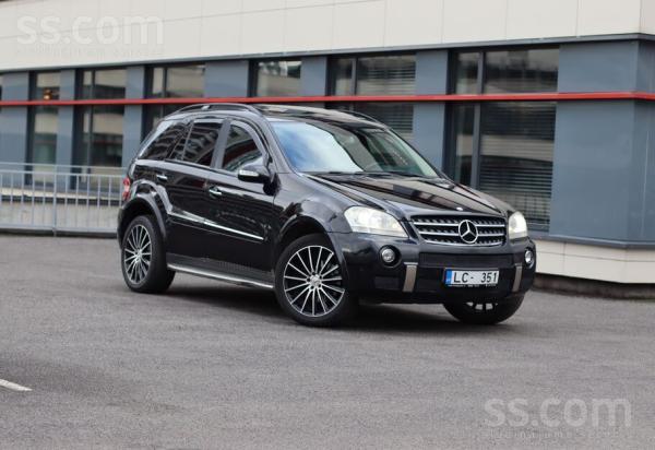 Black Mercedes-Benz ML 320 2007 in Riga, with an engine capacity of 3.00 L and mileage of 370 thousand km for 6480 €, photo 1 on AUTOMOTO.COM.LV