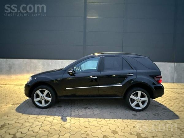 Melns Mercedes-Benz ML 320 2008 Rīga, ar dzinēja tilpumu 3.00 L un nobraukumu 0 tūkst. km par 2150 €, foto 6 vietnē AUTOMOTO.COM.LV