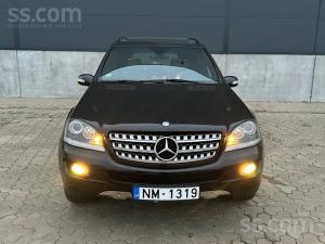 Melns Mercedes-Benz ML 320 2008 Rīga, ar dzinēja tilpumu 3.00 L un nobraukumu 0 tūkst. km par 2150 €, foto 8 vietnē AUTOMOTO.COM.LV